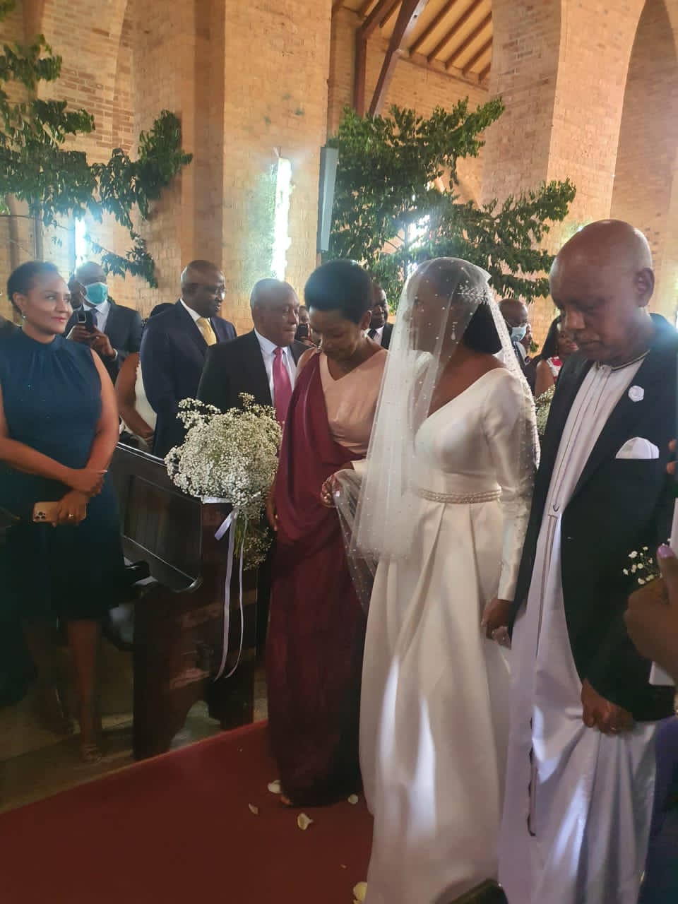 PHOTOS: City lawyer Makubuya weds Stanbic CEO Anne Juuko - Trumpet News